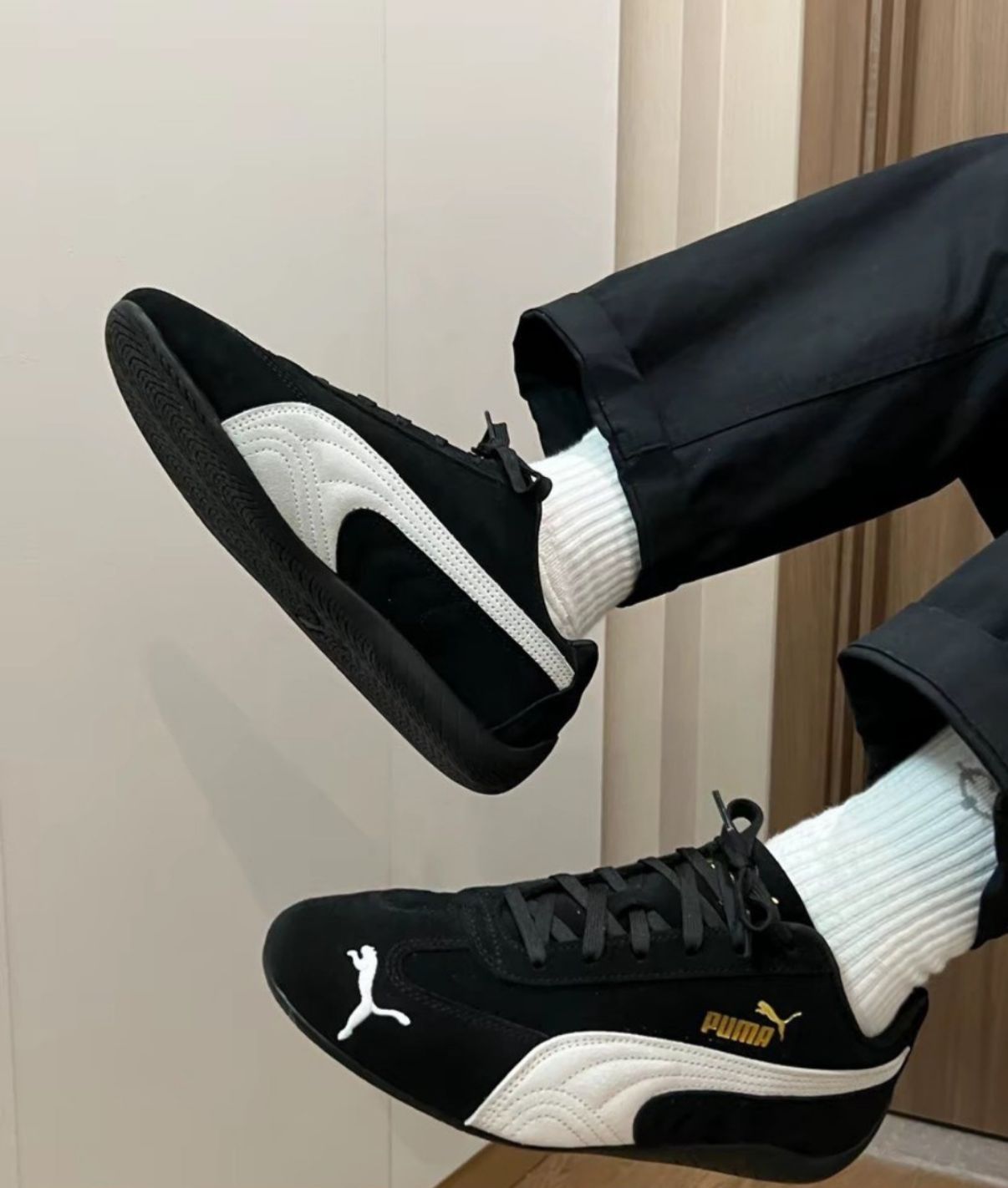 Puma Women’s Black & White Suede Sneakers - footgearmall